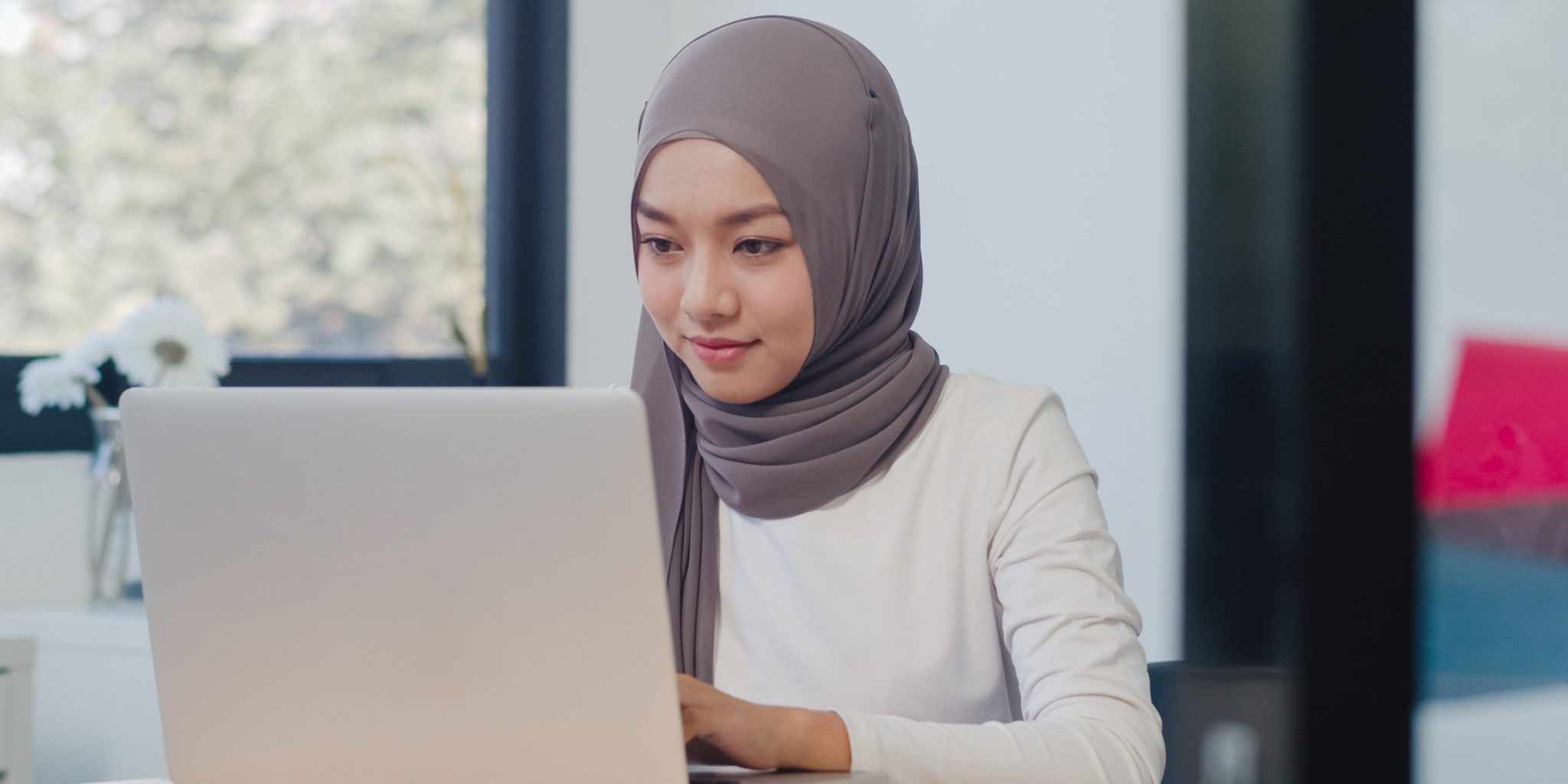 Apa itu Remote Working dan Jenis-Jenis Profesinya - CND GLOBAL INSTITUTE